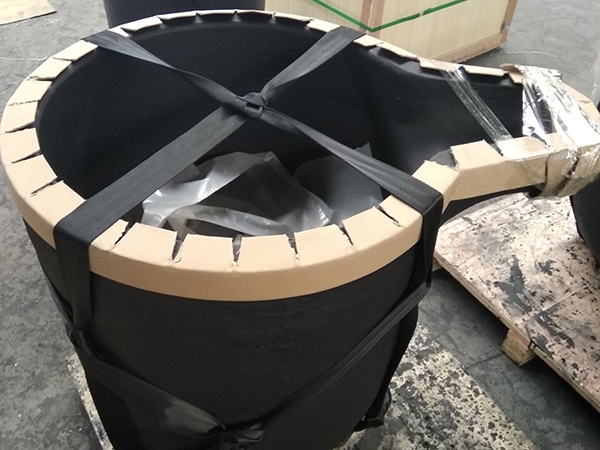 130MM- 1320MM HEIGHT SILICON CARBIDE GRAPHITE CRUCIBLE LOW POROSITY